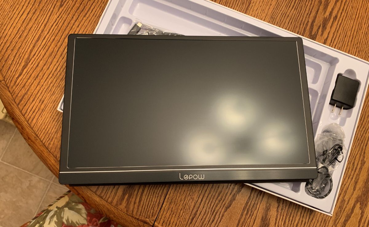 Lepow 15.6-Inch USB-C Portable Monitor Review | High Ground Gaming